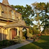 Jamesport Manor Inn - 4 tips from 271 visitors