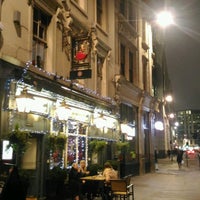 Lord Raglan - Pub in Aldersgate