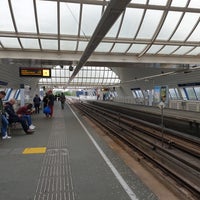 Metrostation Spijkenisse Centrum - Metro Station in Spijkenisse