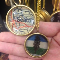 Buffalo Exchange - University District - 8 tips