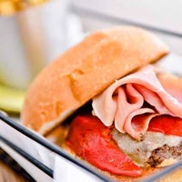 Red Cow - Burger Joint in Fulton