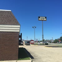 Dexter Bar-B-Que - BBQ Joint