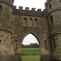 Sham Castle - Scenic Lookout in Bath