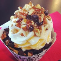 PINKITZEL Cupcakes & Candy - 150 S EK Gaylord Bl