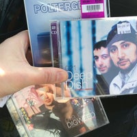 Compact Music - Record Shop in Centretown-Downtown