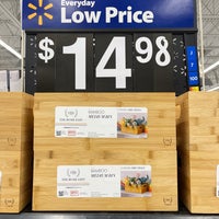 Walmart Supercenter - Clinton, IA