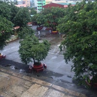 P. Gomez Elementary School - Education in Santa Cruz