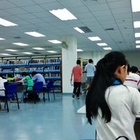 南山图书馆 Nanshan Library - Library in 深圳市