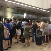 Tanjong Pagar MRT Station (EW15) - Metro Station in Financial District