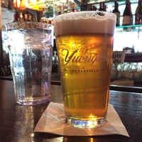 Bucket Shop Café - Pub in Lenox