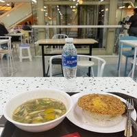 จัตุรัสจามจุรี (Chamchuri Square) - 264 tips