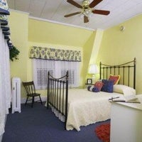 Fullerton Inn - Chester, VT