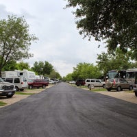 Travelers World RV Park - RV Park in Riverside