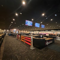 Pinheads Entertainment Center - 13825 Britton Park Rd