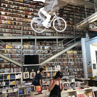Ler Devagar - Bookstore in Alcântara