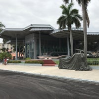 Memorial Granma - Sculpture Garden