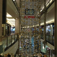 The Shops At North Bridge - Shopping Mall in Chicago