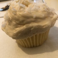 SusieCakes - Cupcake Shop in San Francisco