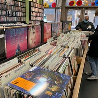 Reckless Records - The Loop - 27 tips from 2329 visitors