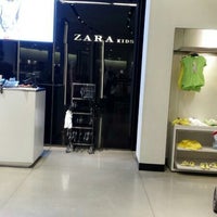 Zara - Clothing Store in Wien
