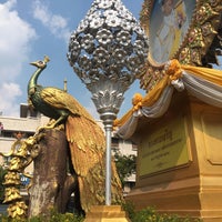 แยกคอกวัว (Khok Wua Intersection) - เสาชิงช้า - 11 tips from 3936 visitors