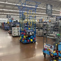 Walmart Supercenter - Big Box Store