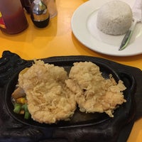 Waroeng Steak & Shake - Jl. Boulevard Blok A3 No. 5