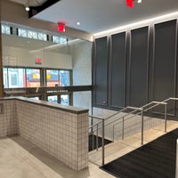 Amazon - JFK27 - Hank - Office in New York