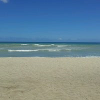 Oneula Beach Park ("Hau Bush") - Beach in Ewa Beach