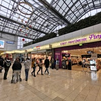 Rathaus Galerie - Shopping Mall in Essen