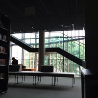 Wojewódzka Biblioteka Publiczna w Krakowie - Library in Kraków