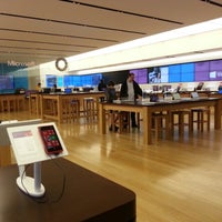 Microsoft Store (Now Closed) - Bellevue Square - 56 tips from 5724 visitors