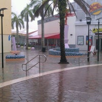 Oasis At Sawgrass - Shopping Mall in Sunrise
