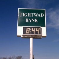 Tightwad Bank - 3 tips from 140 visitors