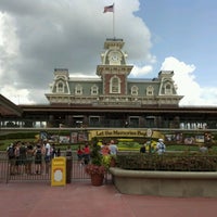 Walt Disney World Railroad - Main Street Station - Walt Disney World ...