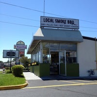 Local Smoke BBQ - 40 tips from 478 visitors