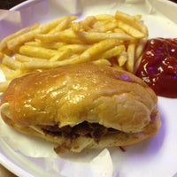 Burger Tex (Now Closed) - Burger Joint in North Loop