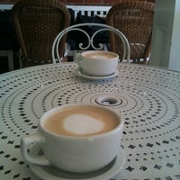 Colony Cafe (Now Closed) - Café in Los Angeles