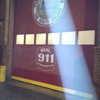 FDNY Engine 71/Ladder 55 - Melrose - 720 Melrose Ave