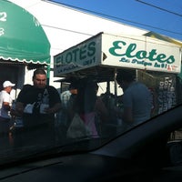 Los Elotes de la Pulga Río - Food Truck