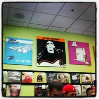 Reckless Records - The Loop - 28 tips from 2287 visitors