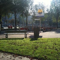 Oostplein - Stadsdriehoek - 3 tips from 916 visitors