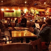 Lucky Labrador Brew Pub - 42 tips from 3658 visitors