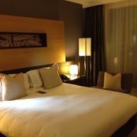 Hilton London Tower Bridge - Riverside - 42 tips from 2735 visitors