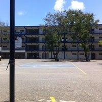 Colegio APEC Fernando Arturo de Meriño (CAFAM) - 17 tips de 430 visitantes