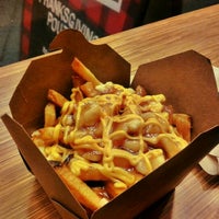 Smoke's Poutinerie - Poutine Place in The Annex