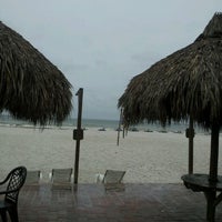 Undertow Beach Bar - Belle Vista - 52 tips from 2889 visitors