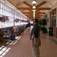 Shady Maple Farm Market - Supermarket