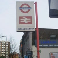 Ealing Broadway London Underground Station - Ealing Broadway - 11 tips