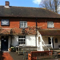 The Harrow Inn - Beer Garden in Steep